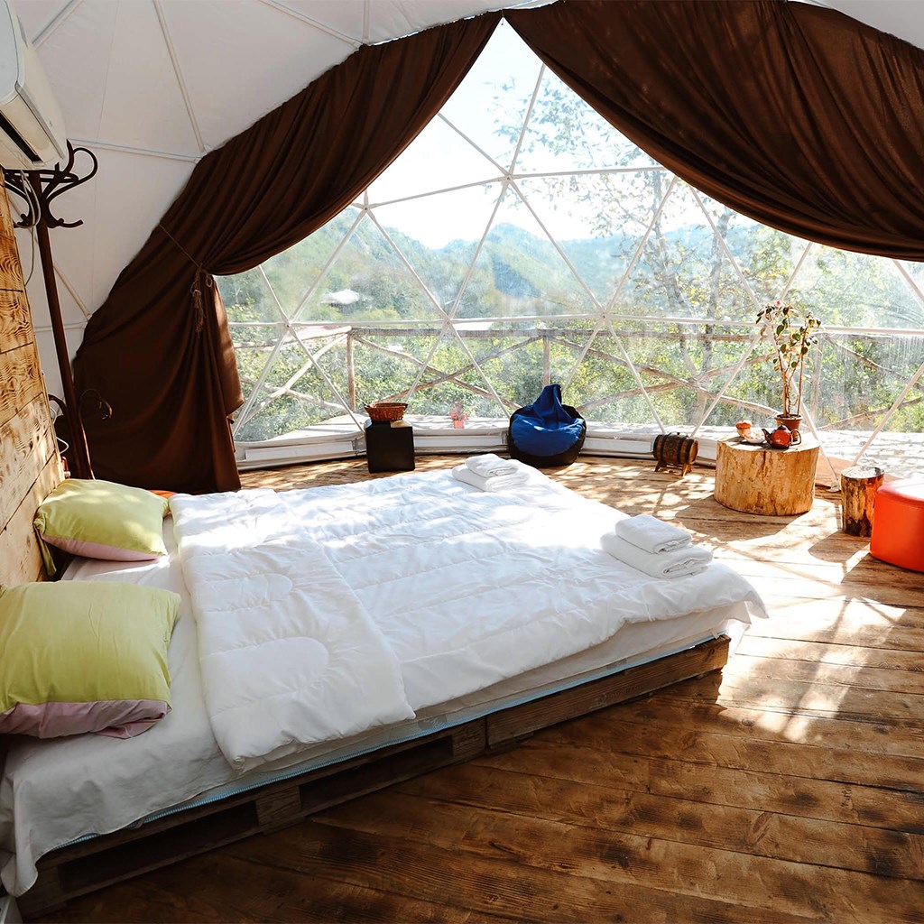 ისარგებლე ფასდაკლებით 2-ადგილიან გლემფინგზე რაჭაში ელსესი რაჭა გლემპინგ ...