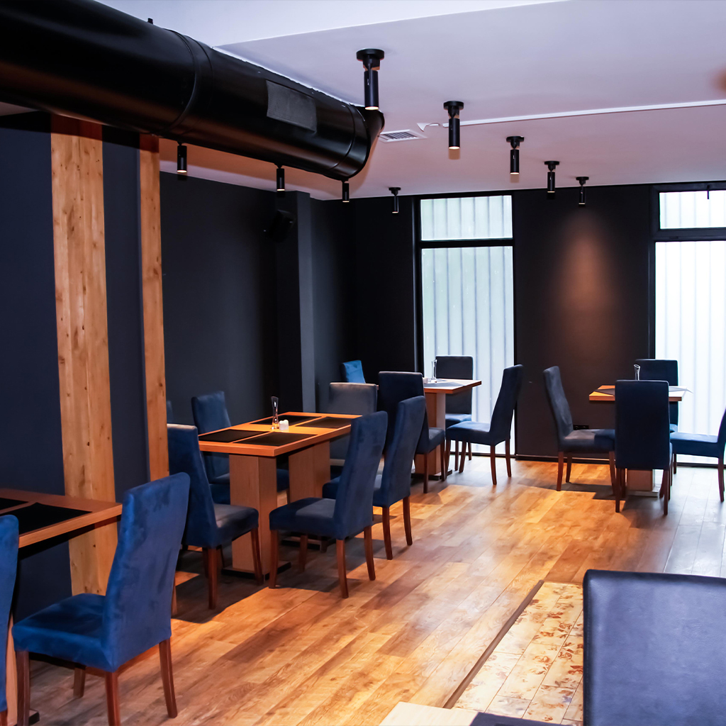 მენიუ და კარაოკე 6 სტუმარზე VIBE Restaurant and Bar-სგან.